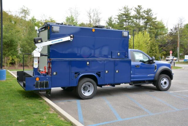 11' Knapheide Canopy Roof Utility Body w/ Crane - Dejana Truck ...