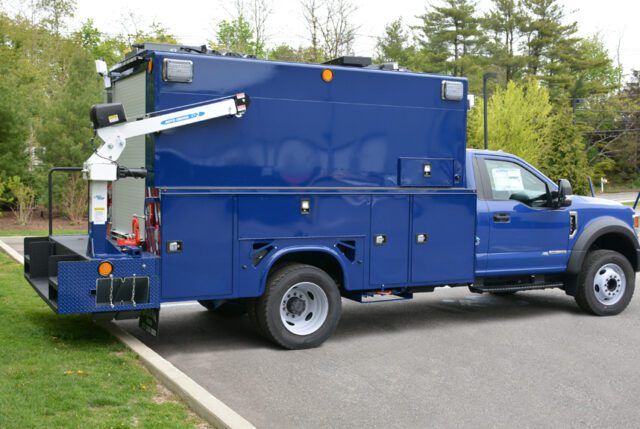 11' Knapheide Canopy Roof Utility Body w/ Crane - Dejana Truck ...